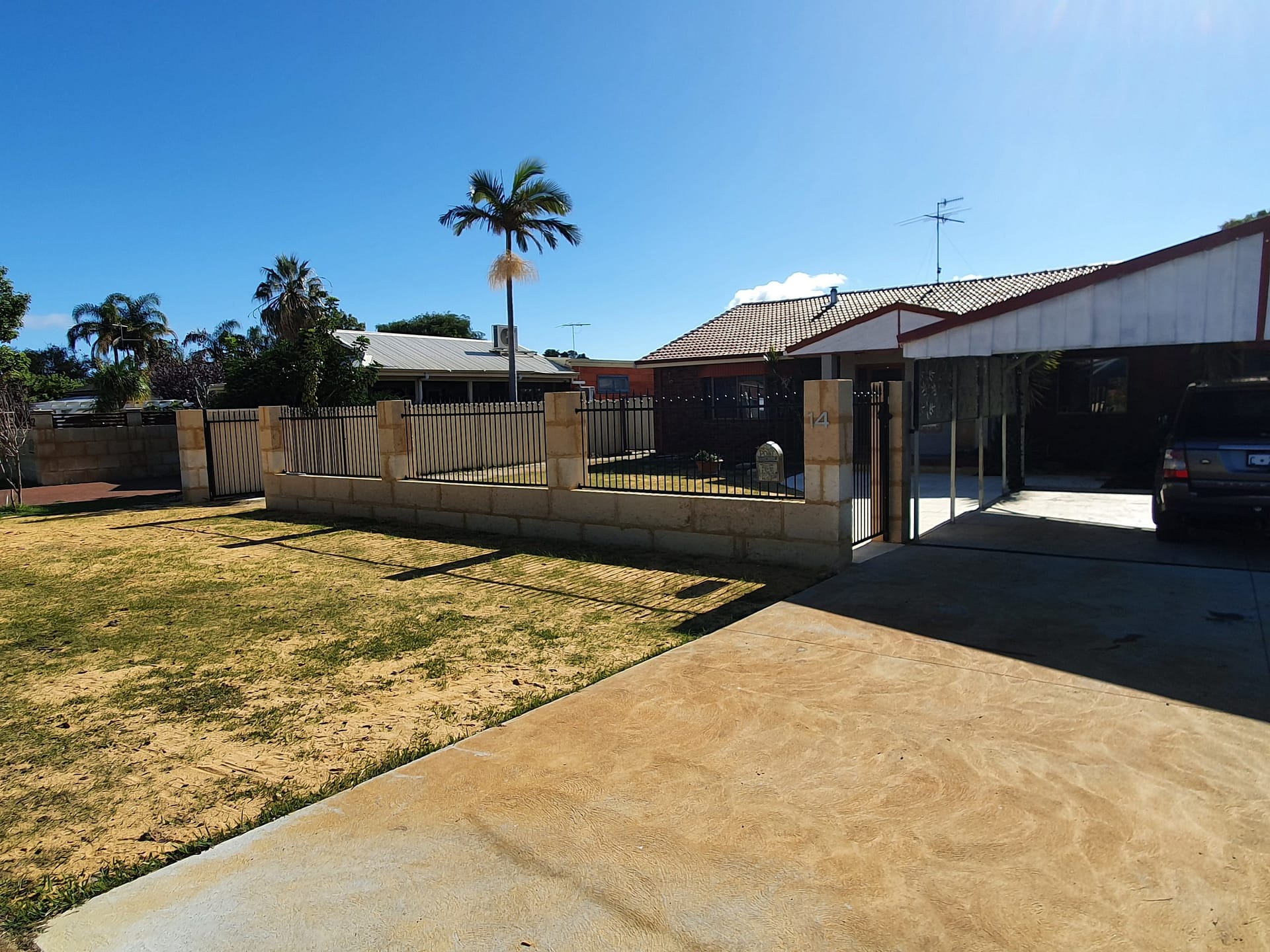 Limestone Fencing - Wright Brothers Landscaping