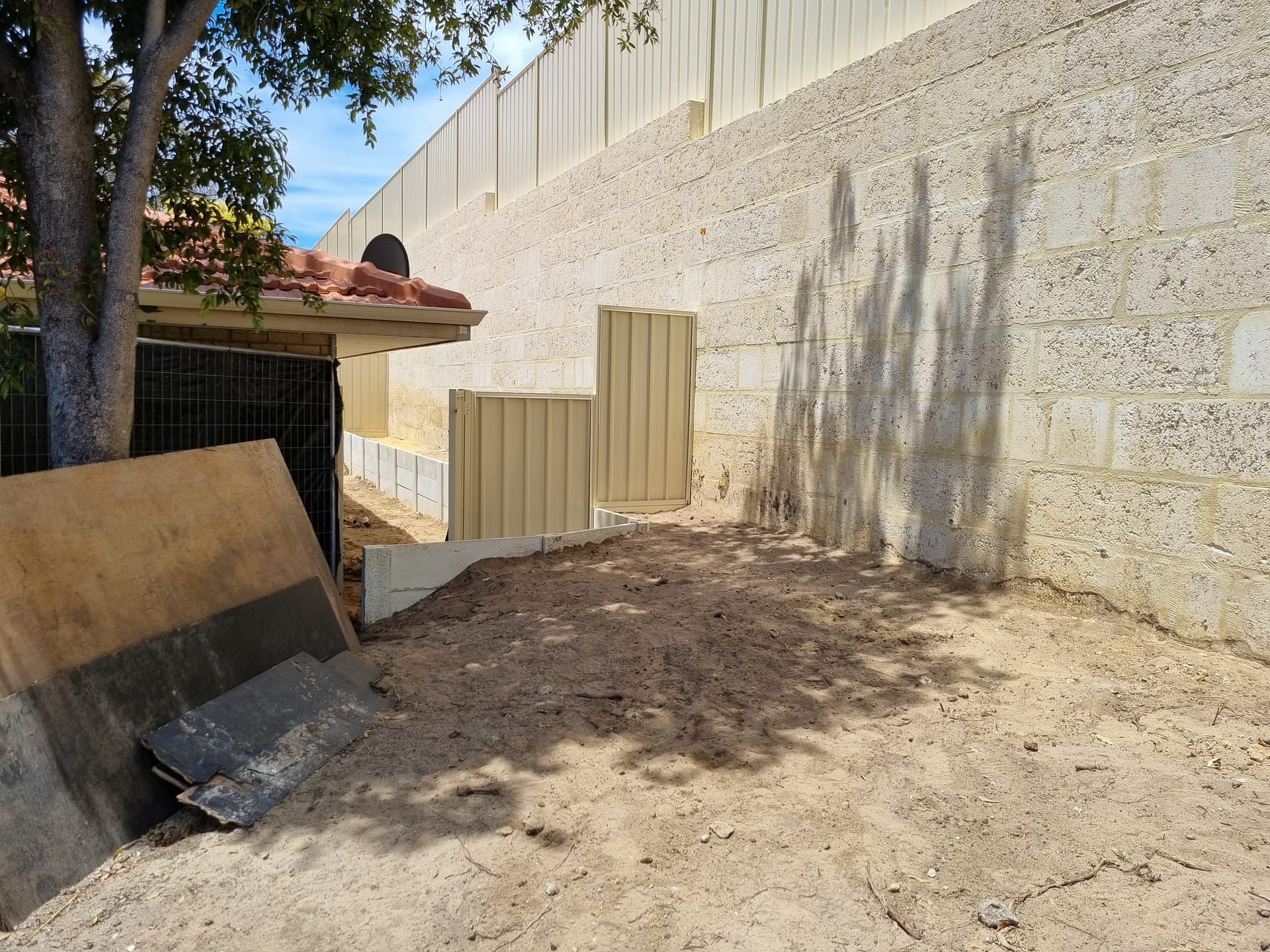 Limestone Retaining Walls - Wright Brothers Landscaping