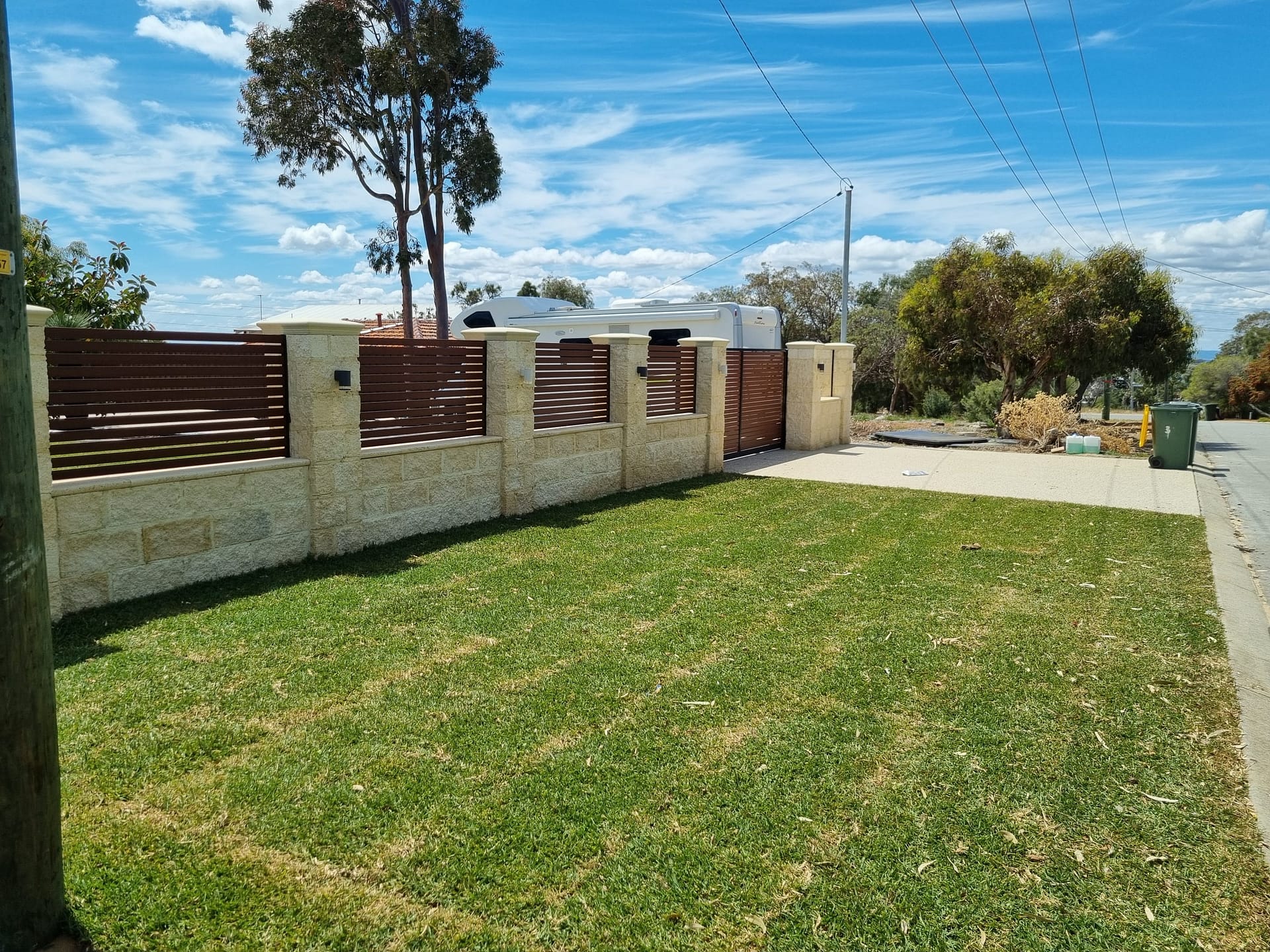 Limestone Retaining Walls - Wright Brothers Landscaping